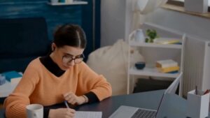 What is Connectivism Learning Theory? Beginner’s Guide - Springfield ...